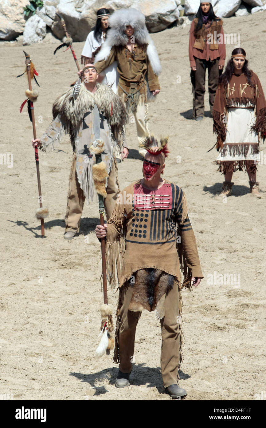 German actor Ben Bremer (front) as Ovuts during a press performace of ...