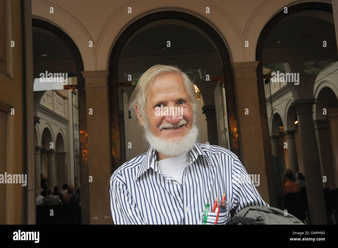 Founder of relief organisation ?Cap Anamur?, Rupert Neudeck, arrives ...