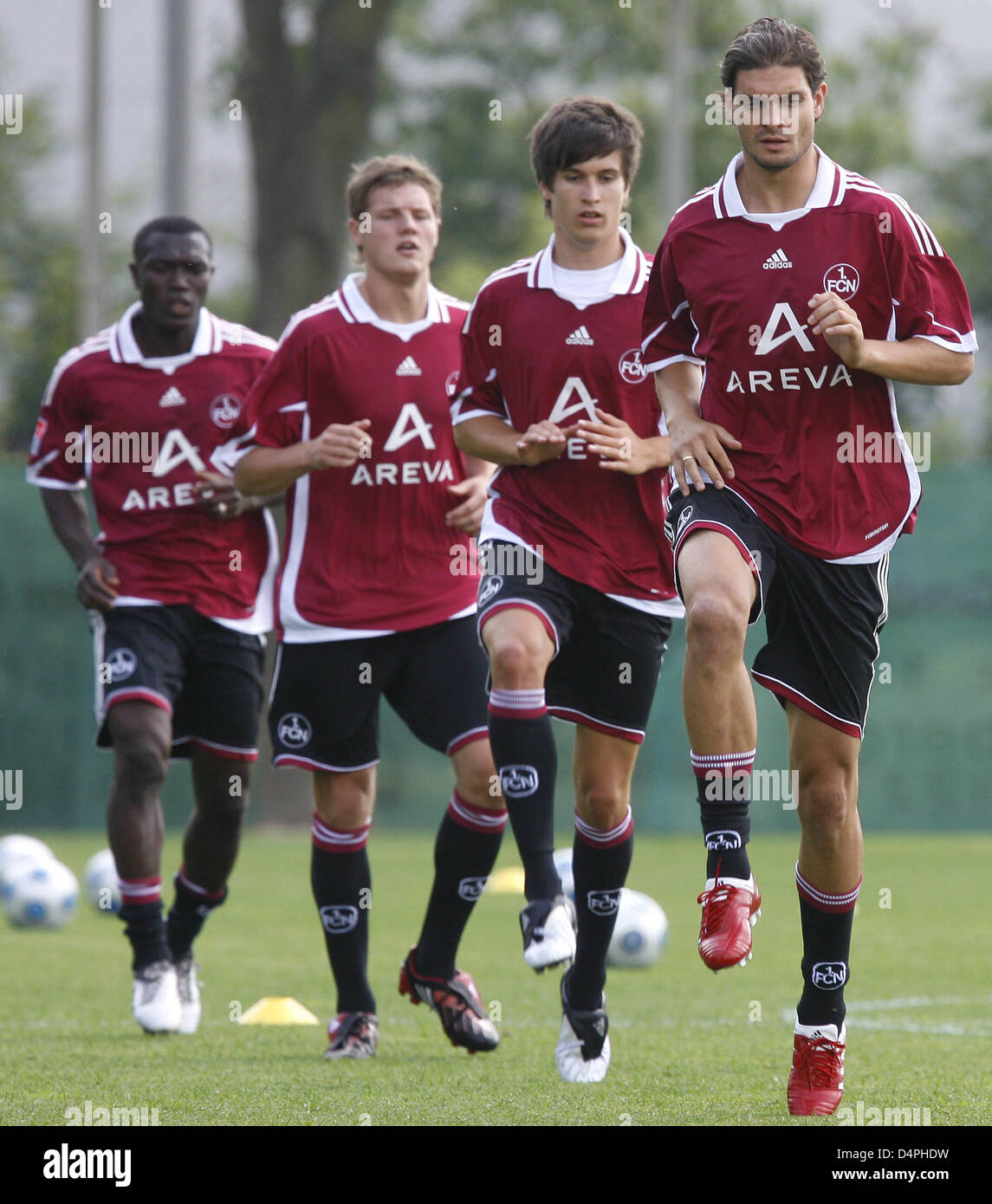 Angelos Charisteas (Greece, R) and Isaac Boakye (Ghana, L), players of ...