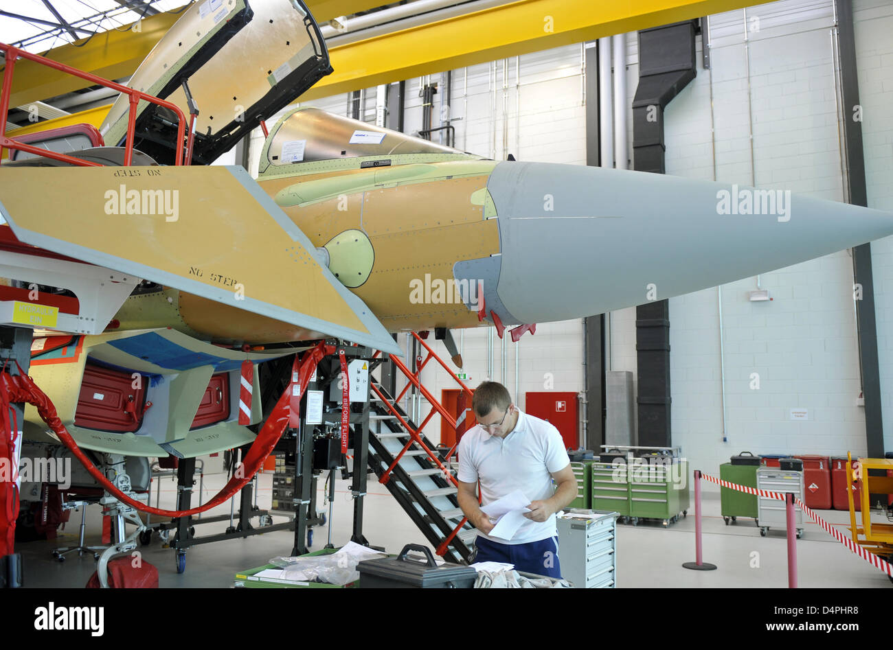 Germany military maintenance hi-res stock photography and images - Alamy