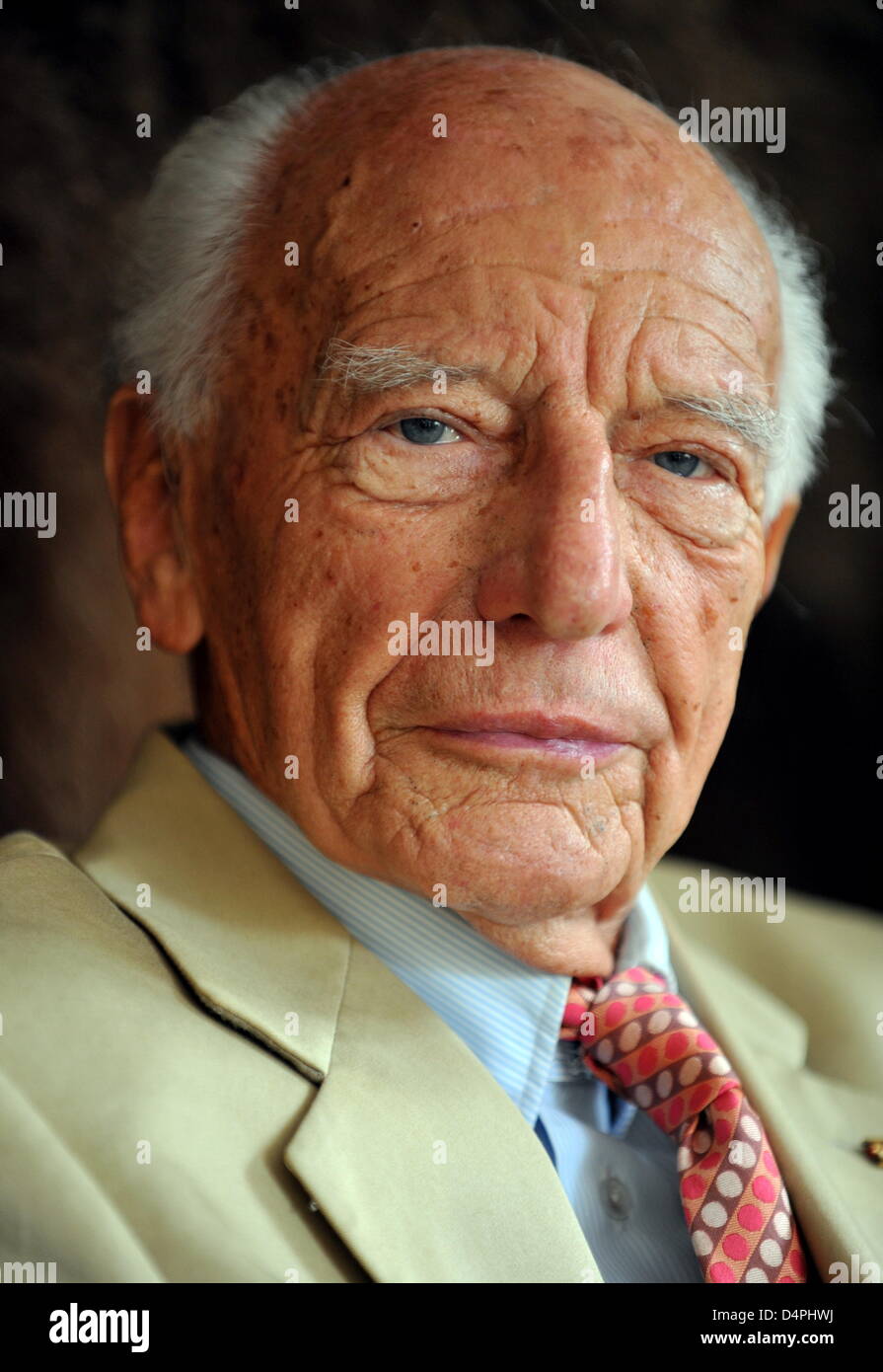 Former German President Walter Scheel portrayed in his office in Bad ...