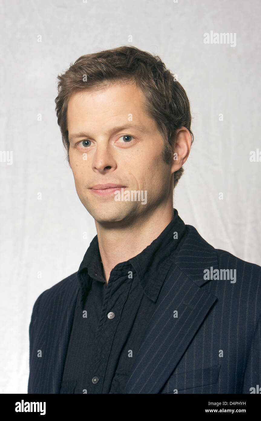 John Wray, US author with an Austrian mother, poses in Mainz, Germany ...