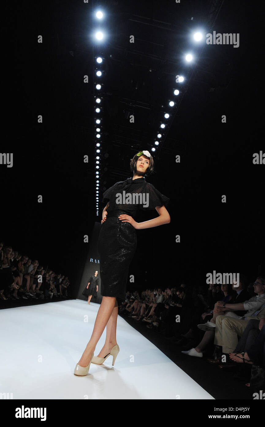 Models present a creation of Argentinian label ?Ramirez? at the ...