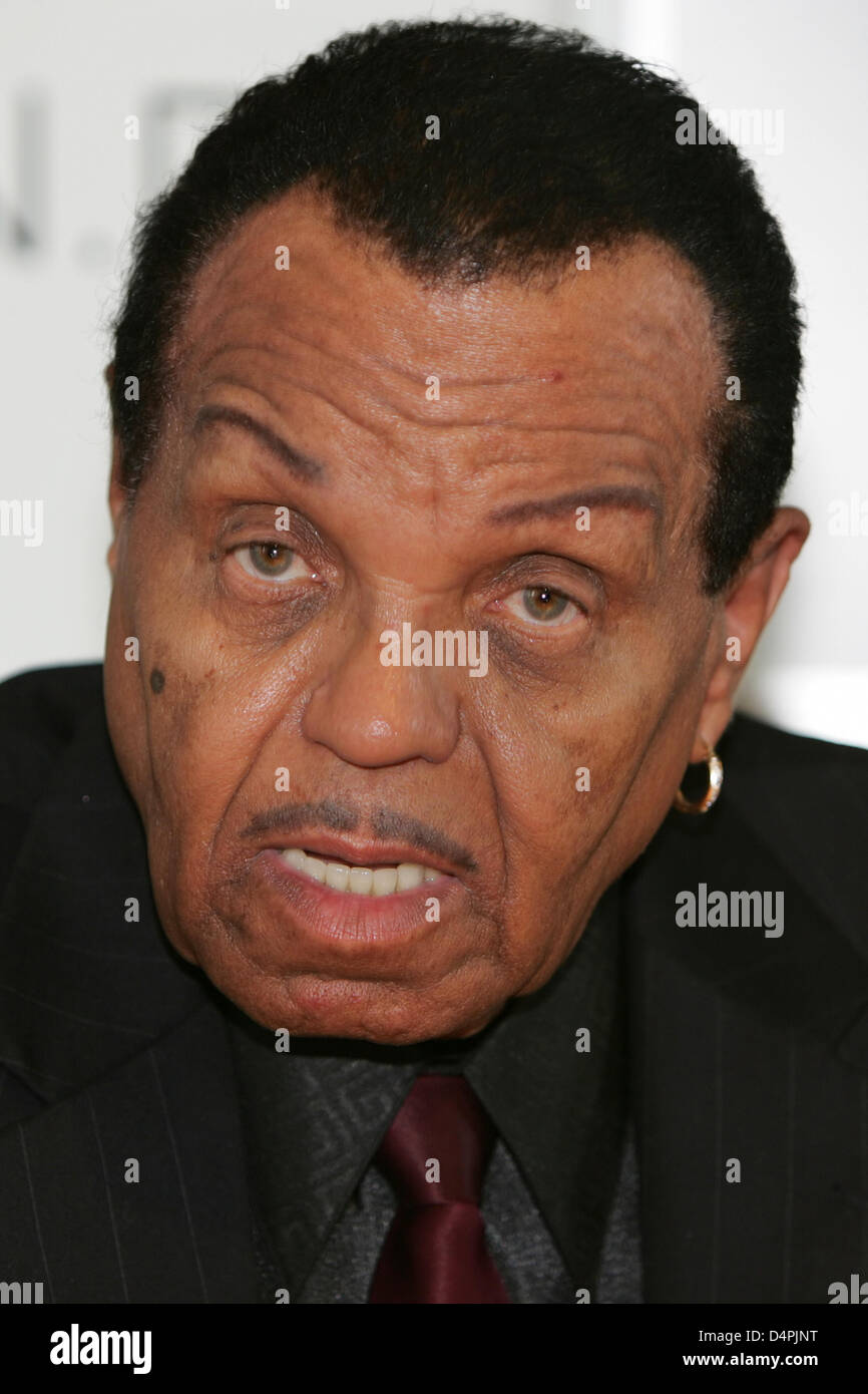 (dpa file)- This file picture dated 14 September 2004 shows Joseph ...