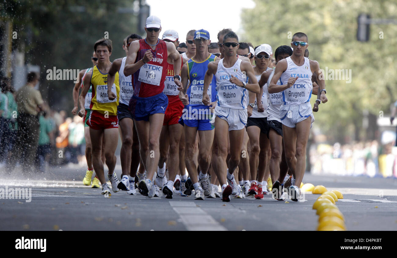 Athletes Compete In The 20km Race Walk At The 12th Iaaf World