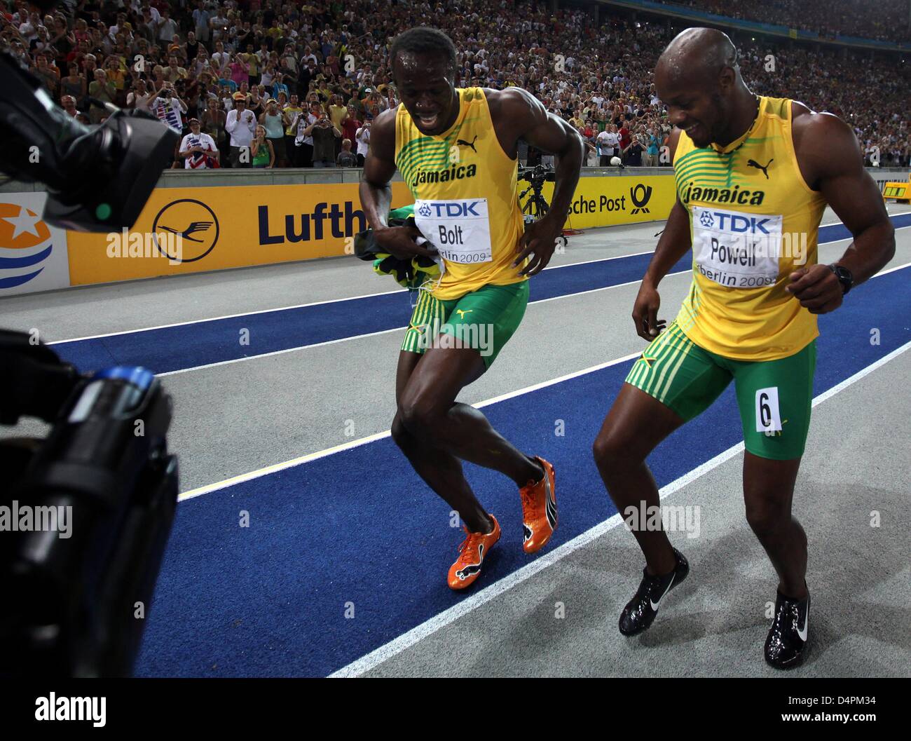 Asafa powell world record hi-res stock photography and images - Alamy