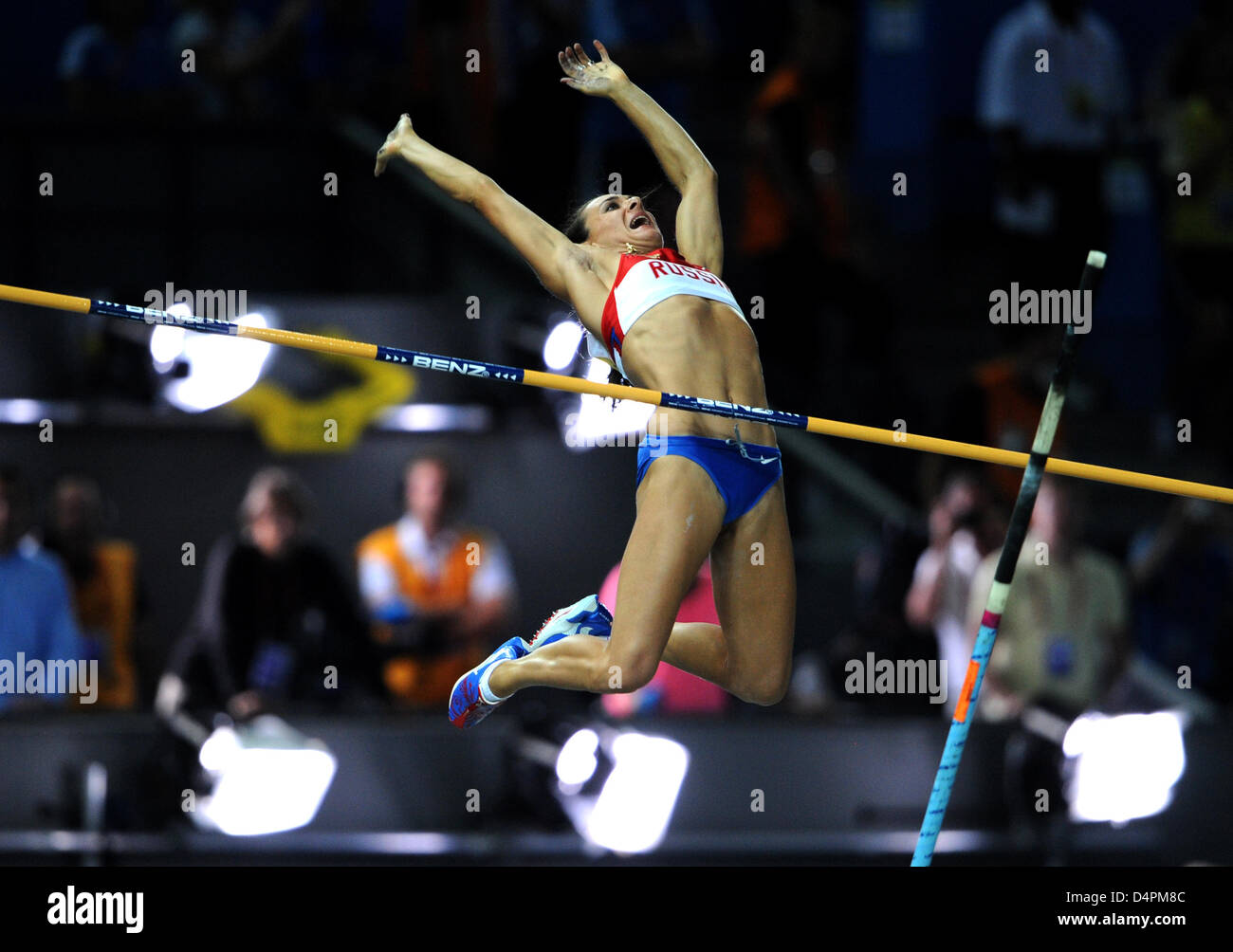 Yelena isinbayeva hi-res stock photography and images - Alamy