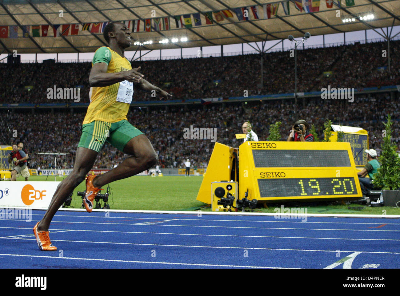 Download Jamaicas Usain Bolt