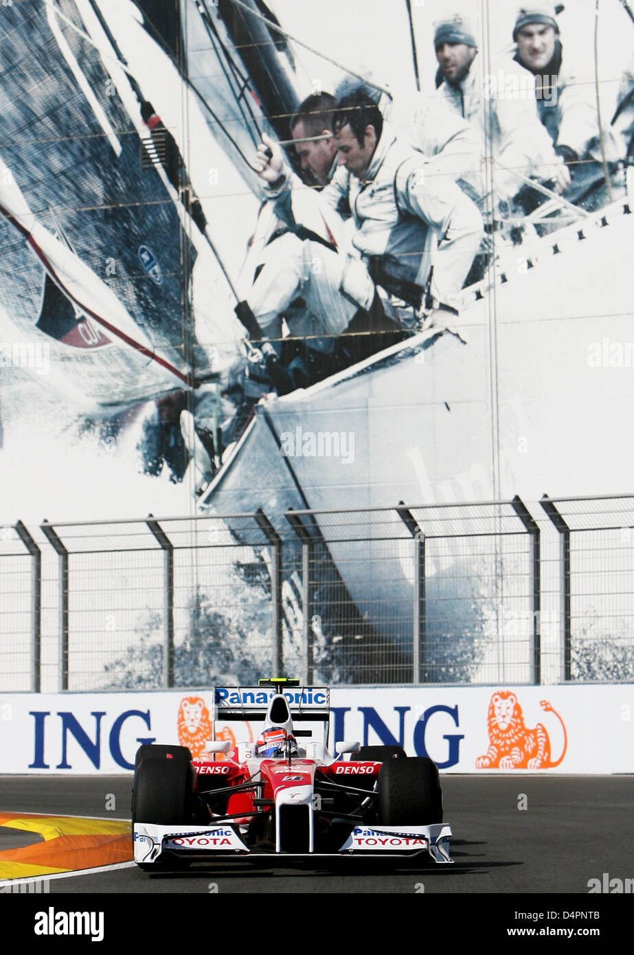 Toyota formula 1 2009 hi-res stock photography and images - Alamy