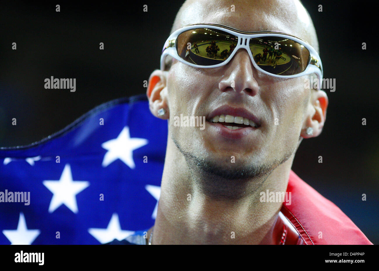 US silver medallist Jeremy Wariner celebrates after the men?s 400m ...