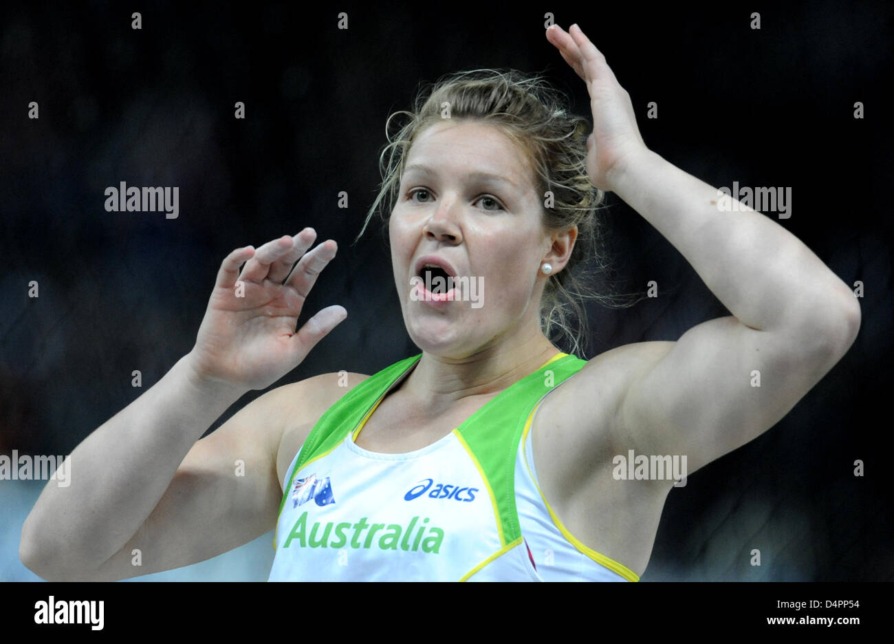 Australian Dani Samuels celebrates after winning the gold medal in the ...