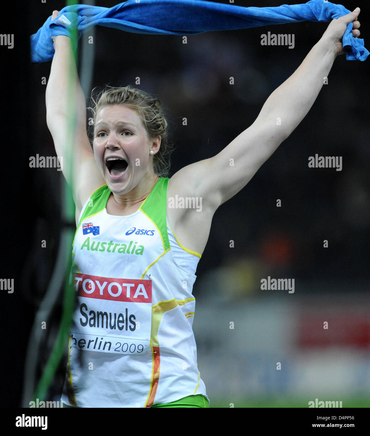 Australian Dani Samuels celebrates after winning the gold medal in the ...