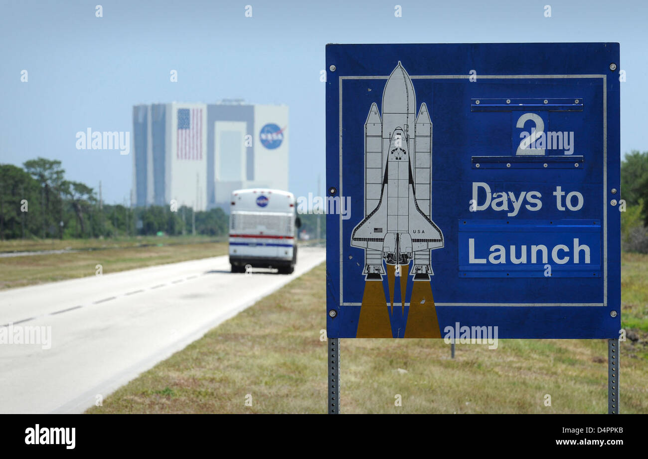 Sts 125 launch cape hi-res stock photography and images - Alamy