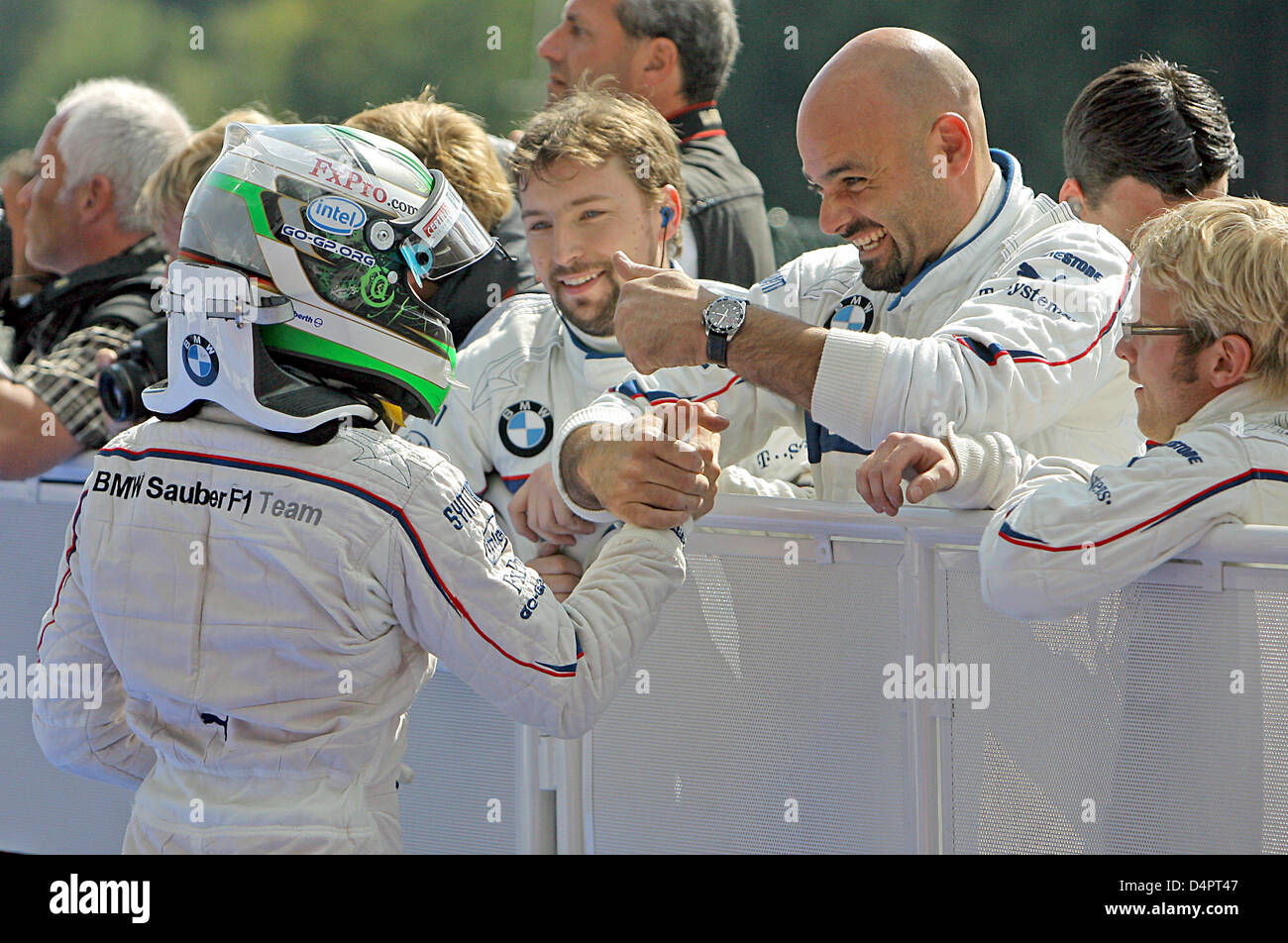 Bmw sauber f1 team members hi-res stock photography and images - Alamy