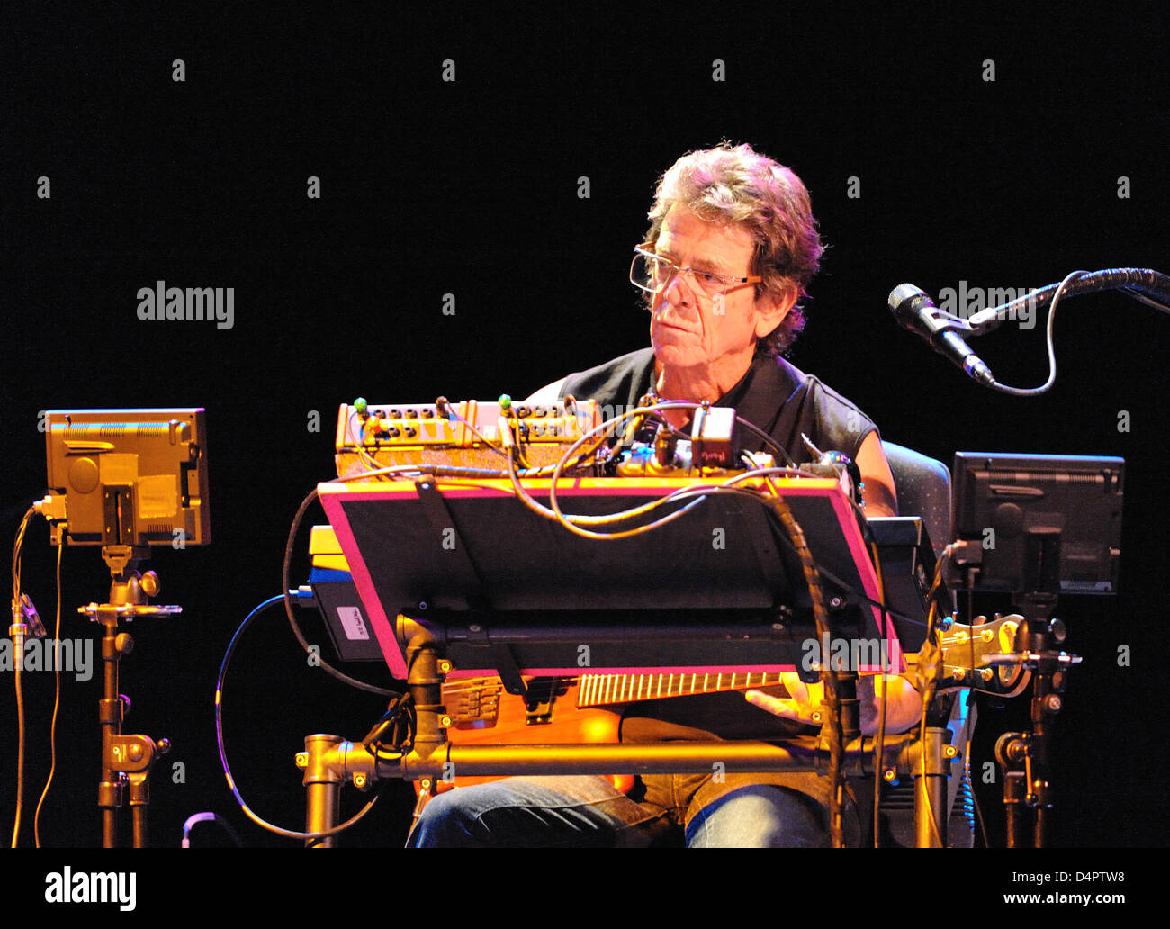 US musician Lou Reed performs at Jahrhunderthalle in Frankfurt Main ...