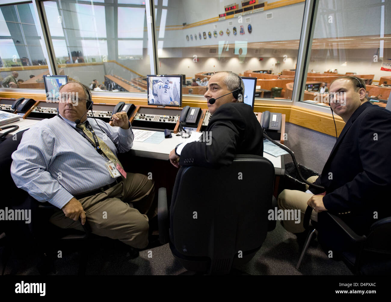Control room kennedy space center hi-res stock photography and images ...