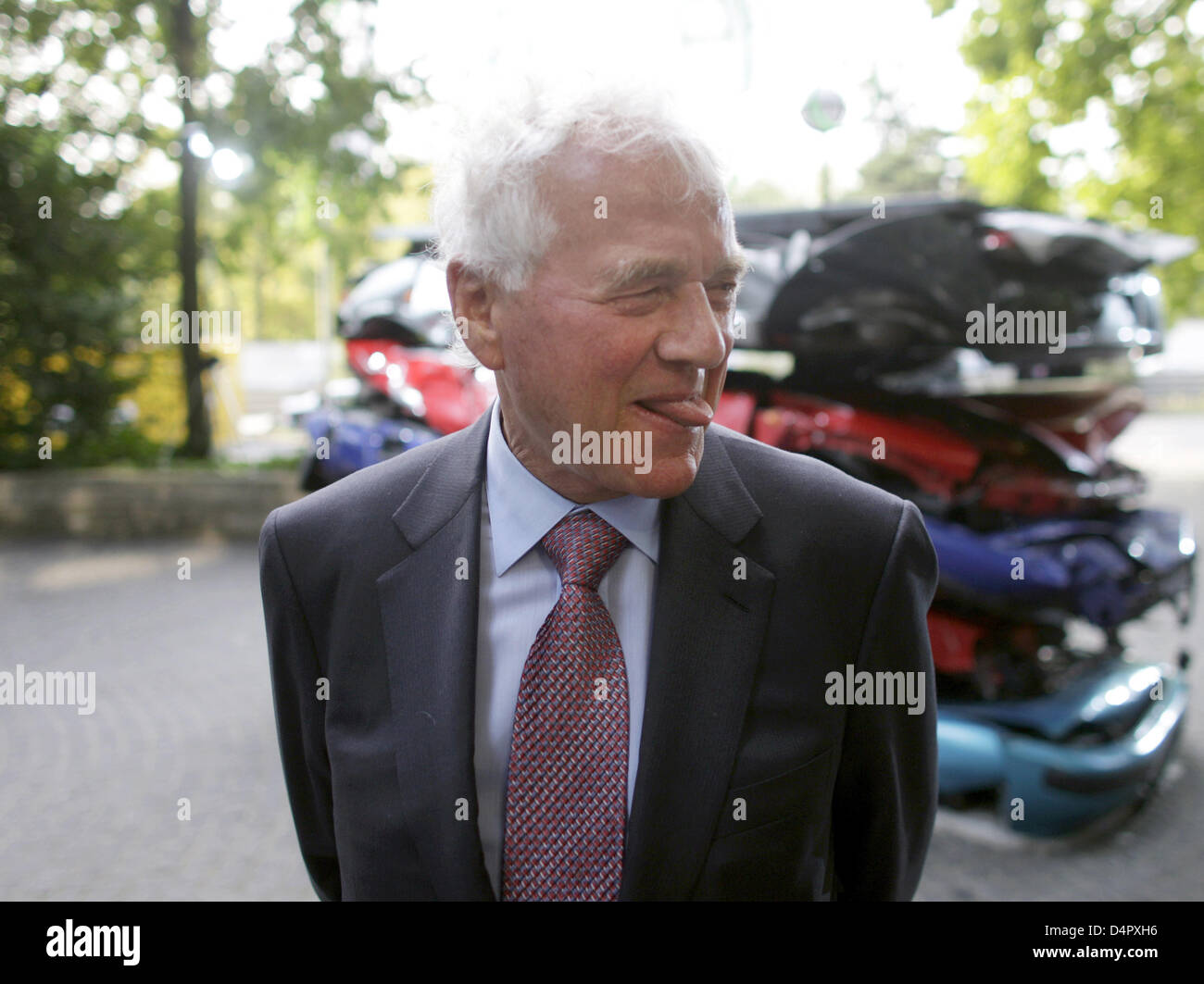 The boss of Austro-Canadian car supplier Magna, Frank Stronach, arrives ...
