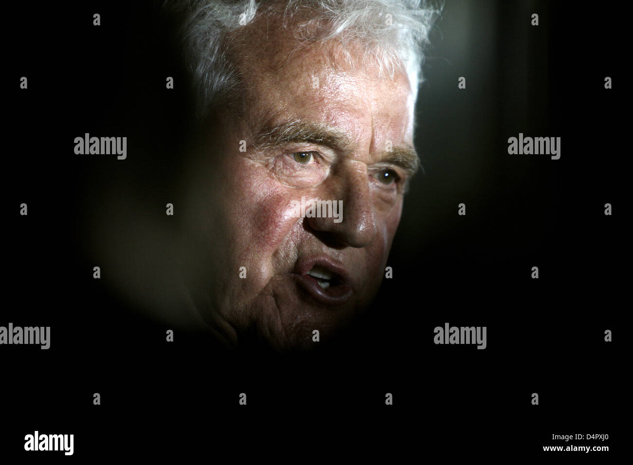 Frank Stronach, boss of Austrian-Canadian auto supplier Magna, speaks ...
