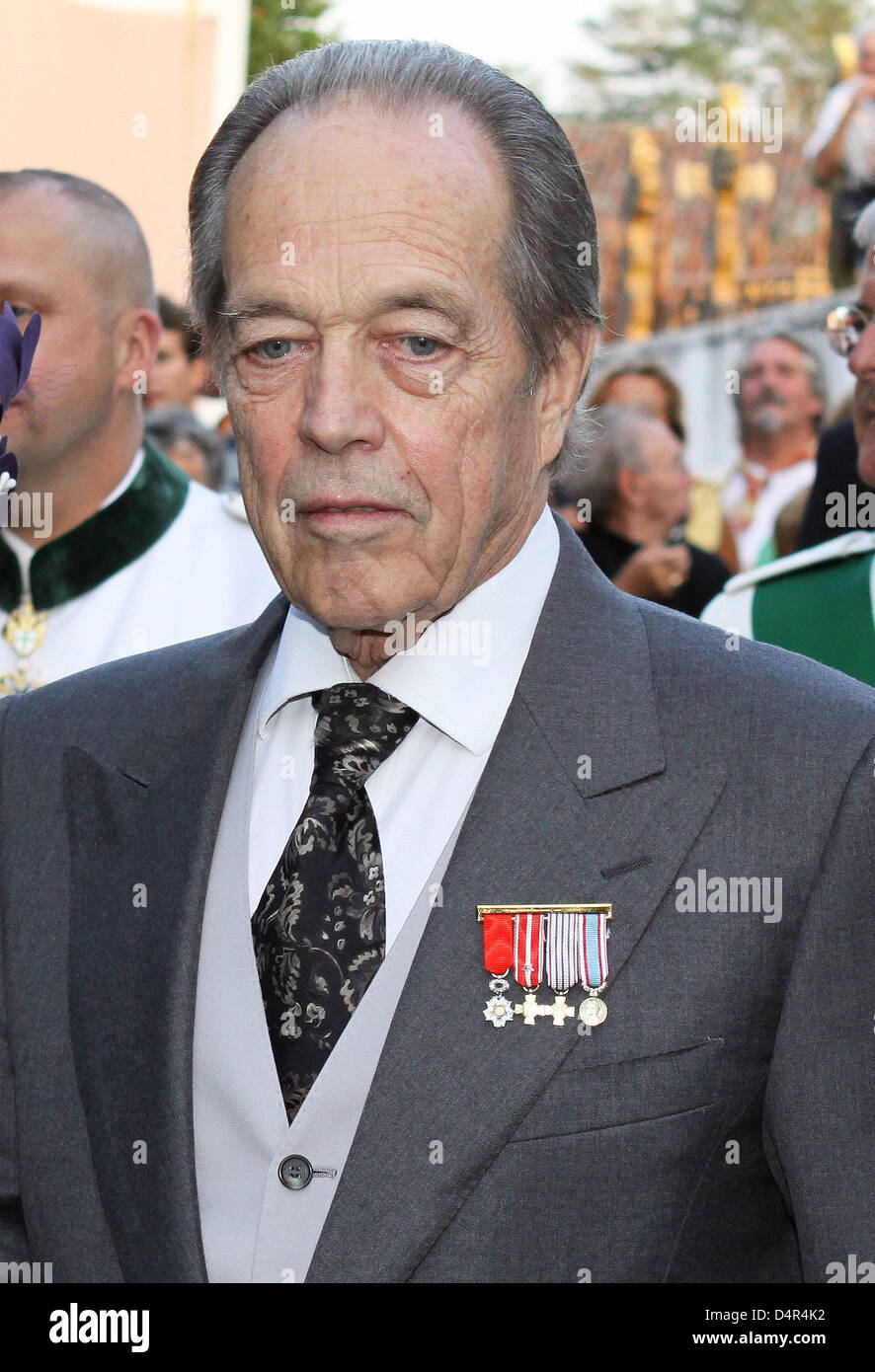 Prince Henri d?Orleans (76) after his church wedding in Arcangues near ...