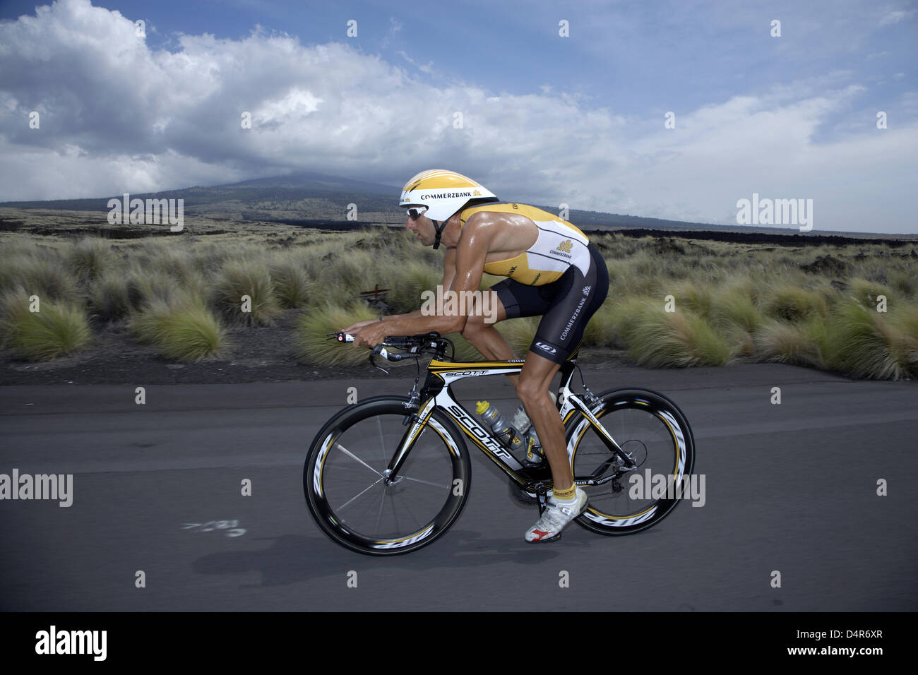Belgian triathlete Marino Vanhoenacker of the German Commerzbank Team ...