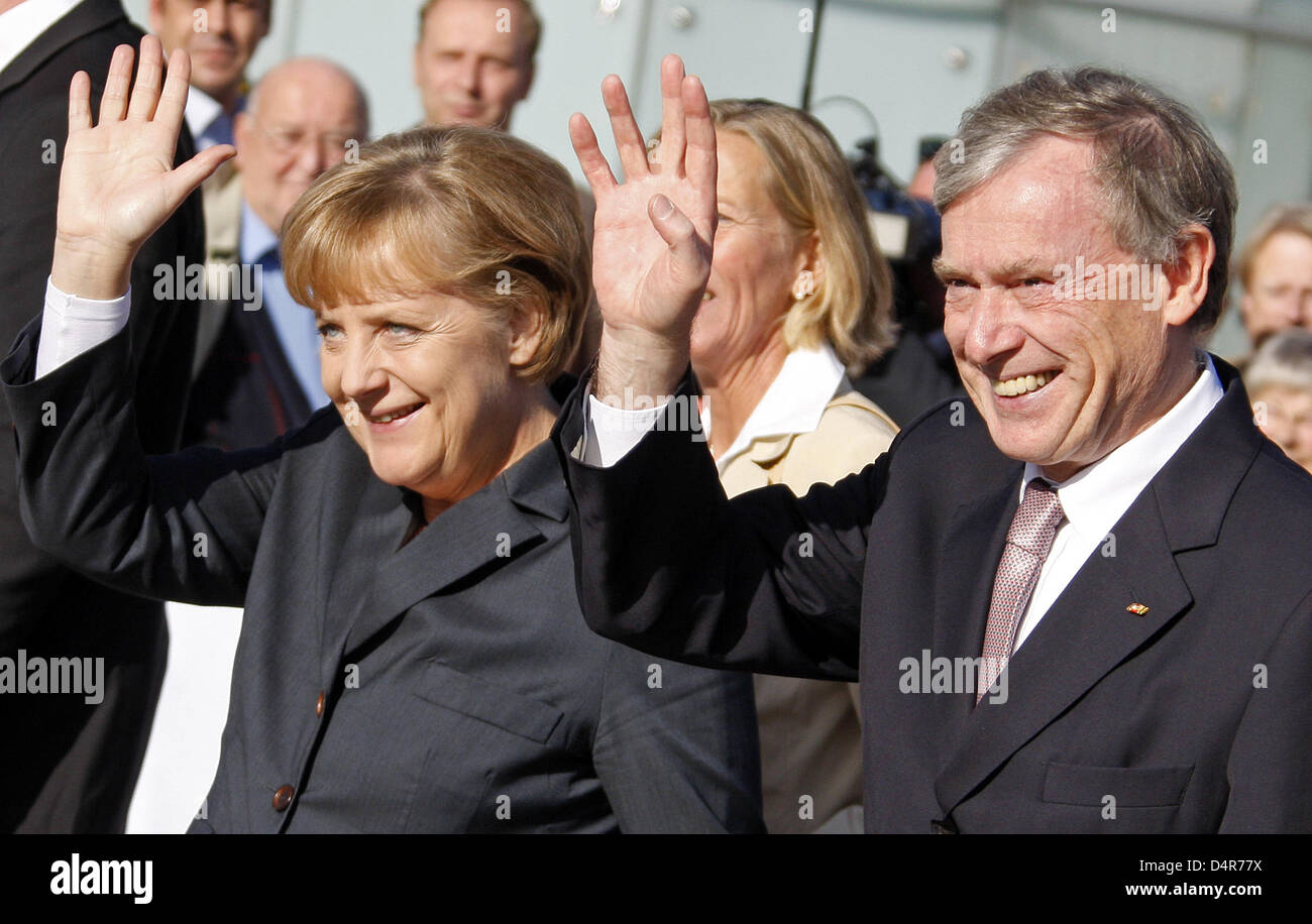 German Chancellor Angela Merkel and Federal President Horst Koehler ...