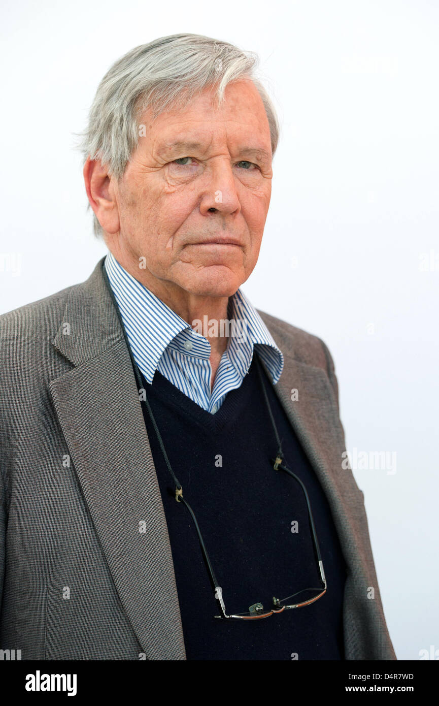 Israeli writer Amos Oz presents his new book 'Among Friends' at the ...