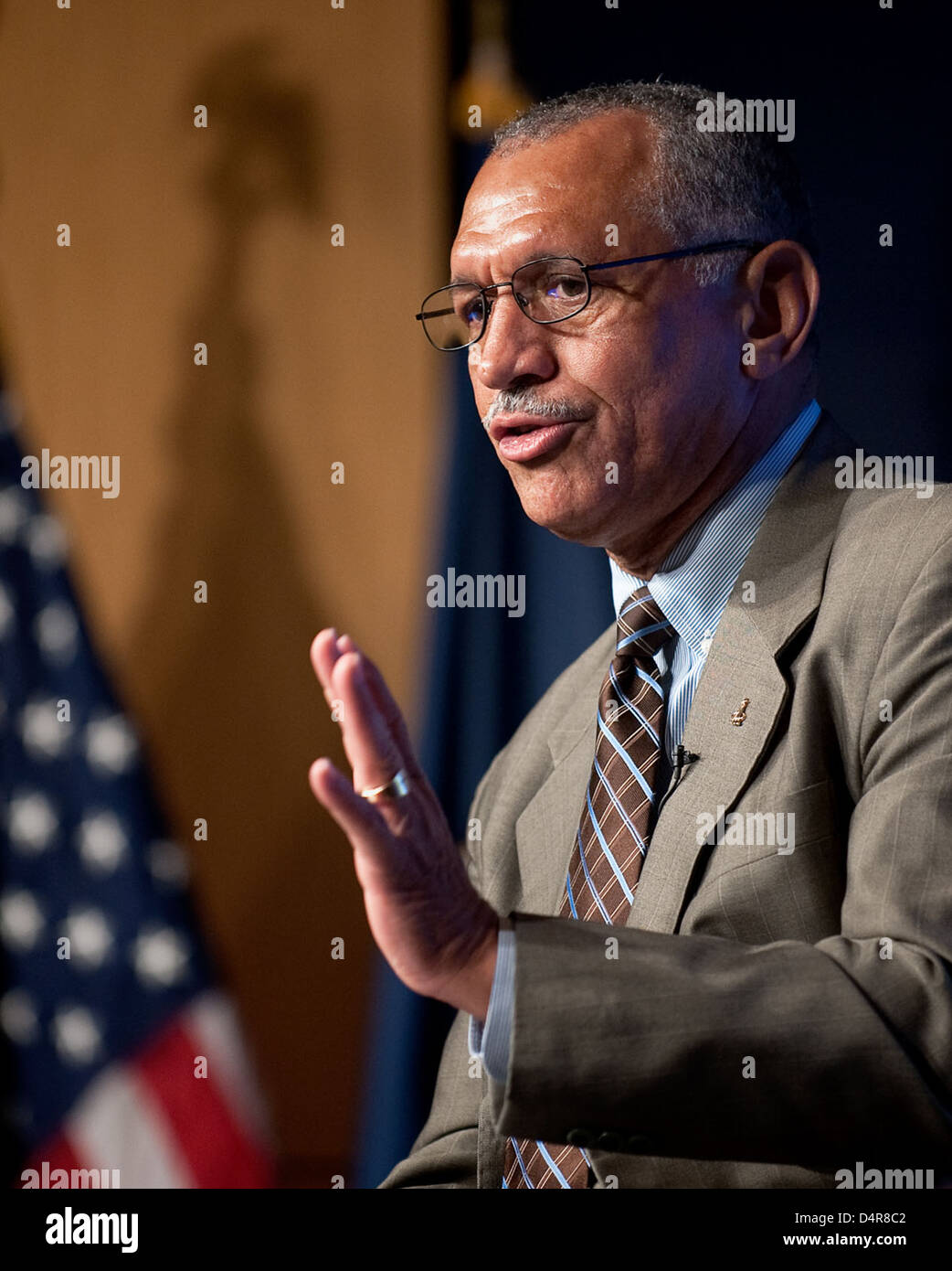 Nasa update hi-res stock photography and images - Alamy