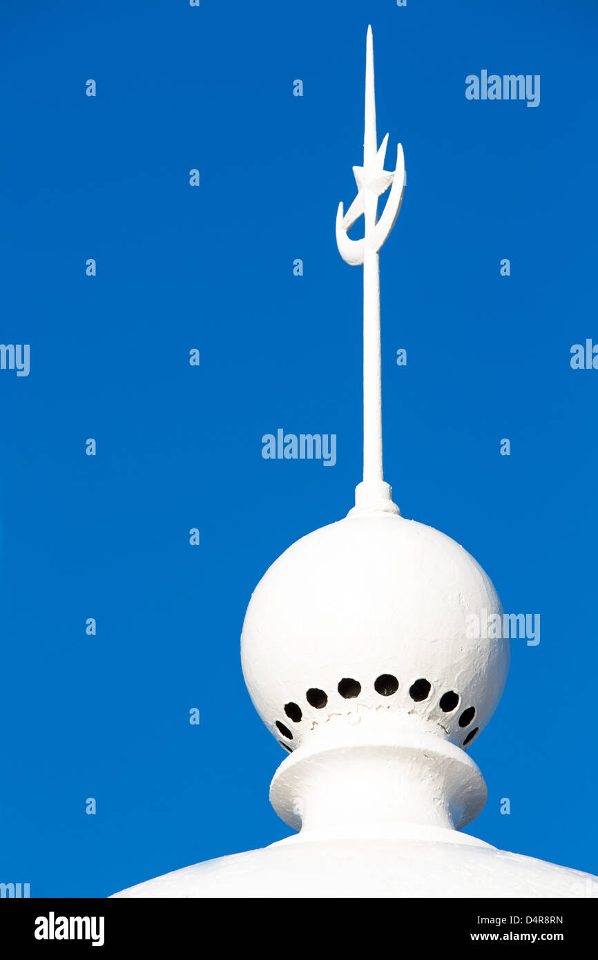 Lightning conductor spike hi-res stock photography and images - Alamy