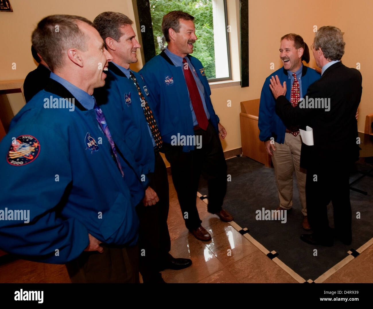 Nasa astronaut scott altman part hi-res stock photography and images ...