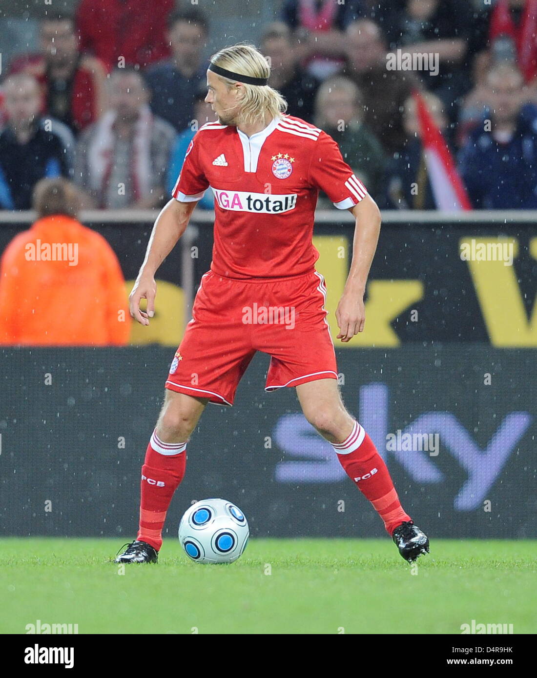 Anatoliy Tymoshchuk of Bundesliga soccer club FC Bayern Munich shown in ...