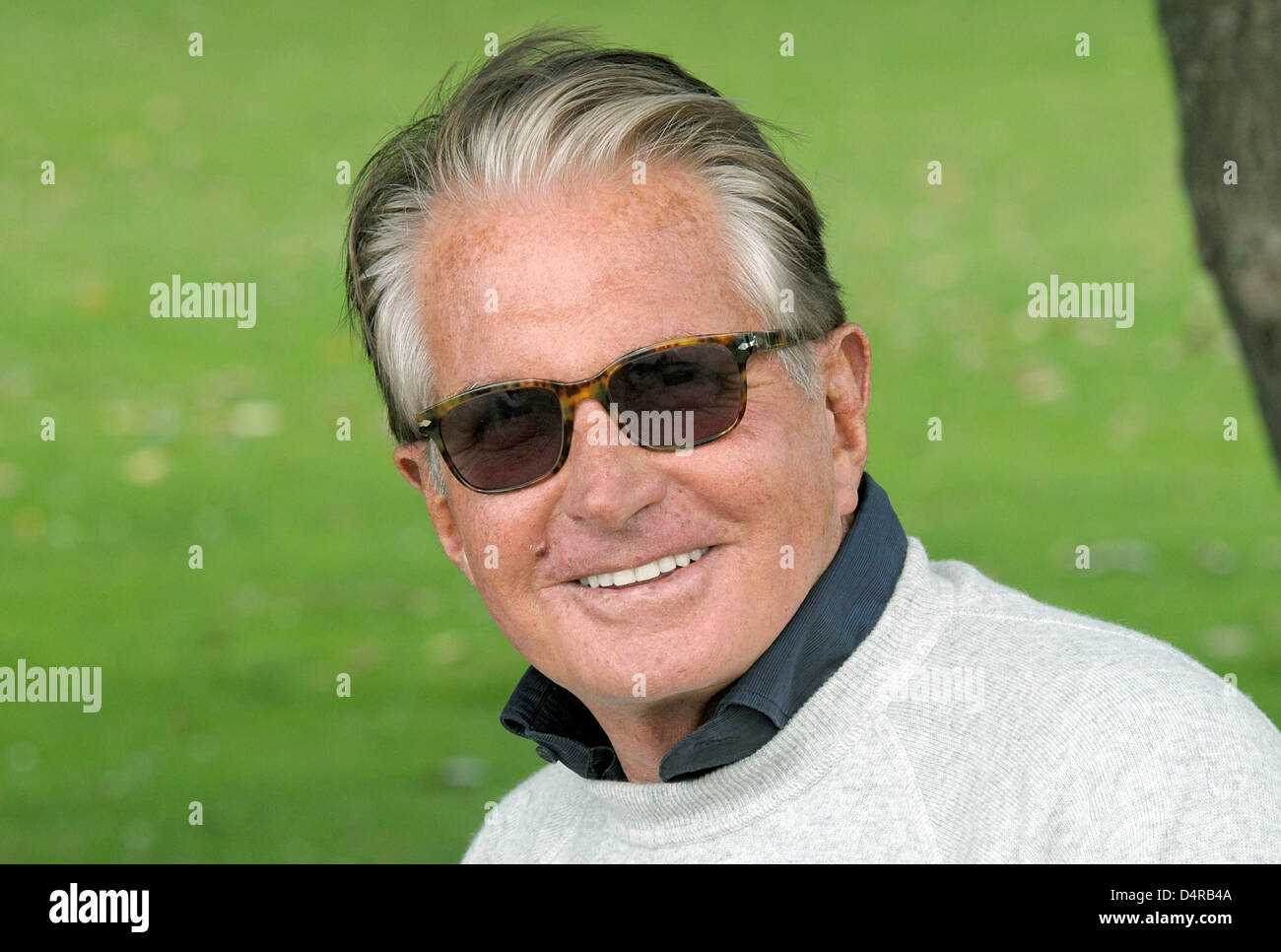 Hollywood actor George Hamilton poses in Duesseldorf, Germany, 30 July ...