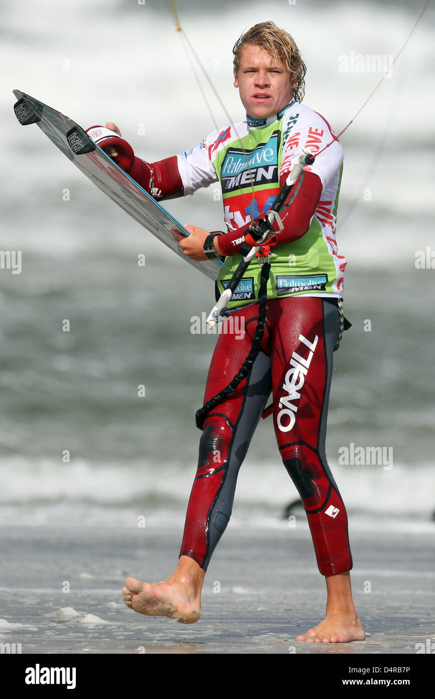 Dutch Kevin Langeree shown after the single elimination freestyle ...