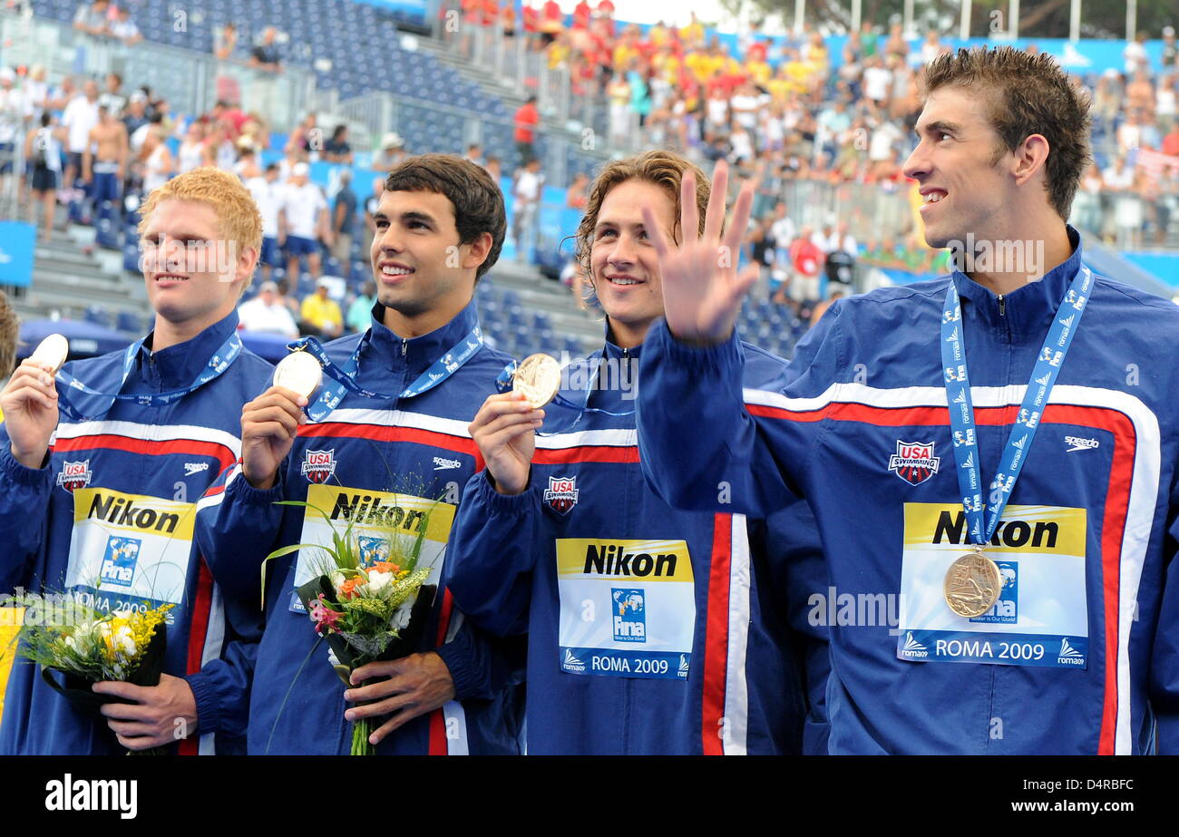 Michael phelps medals pose hi-res stock photography and images - Alamy