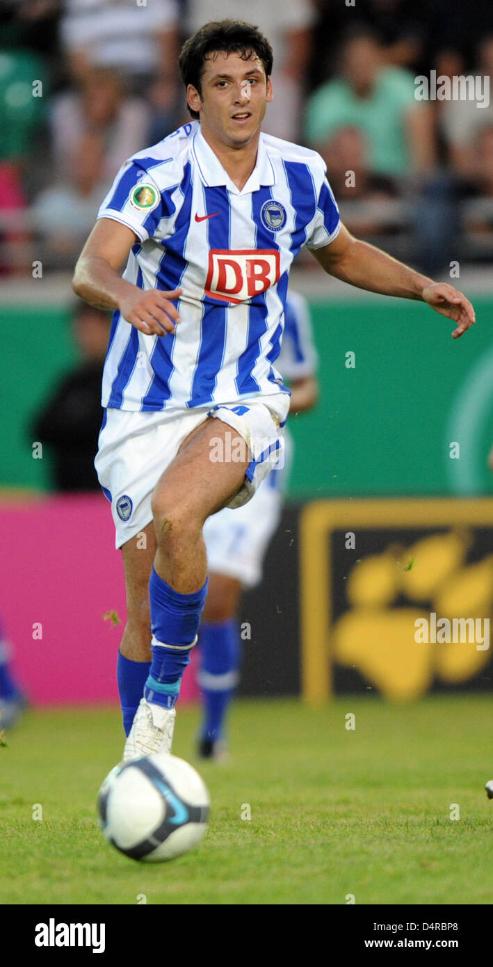 Berlin?s Serbian Gojko Kacar shown in action during the DFB Cup first ...
