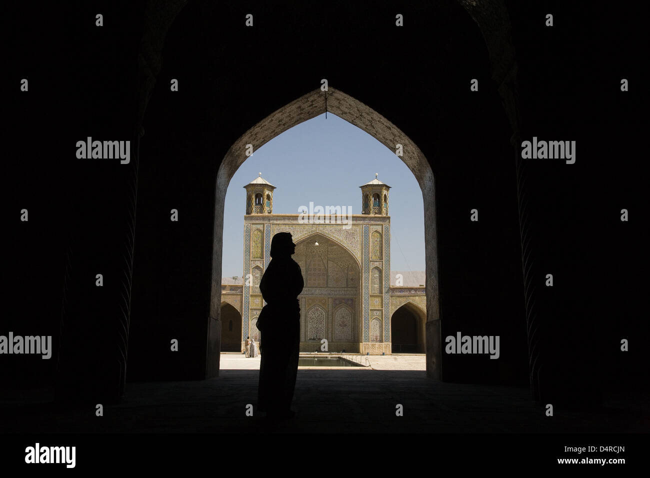 The Picture An Ogive And The Vakil Mosque In Shiraz Iran In March