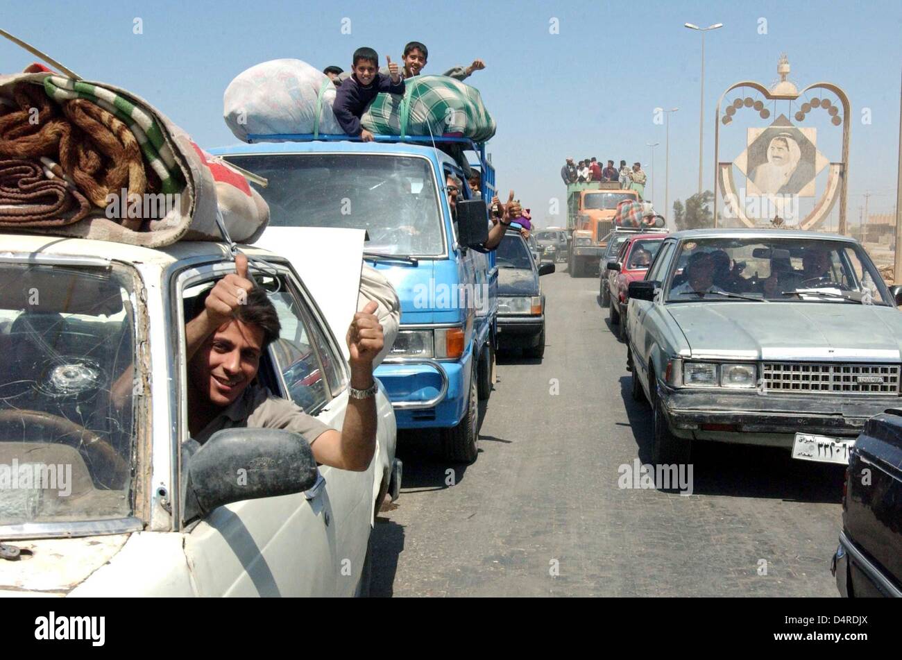 11 april 2003 hi-res stock photography and images - Alamy