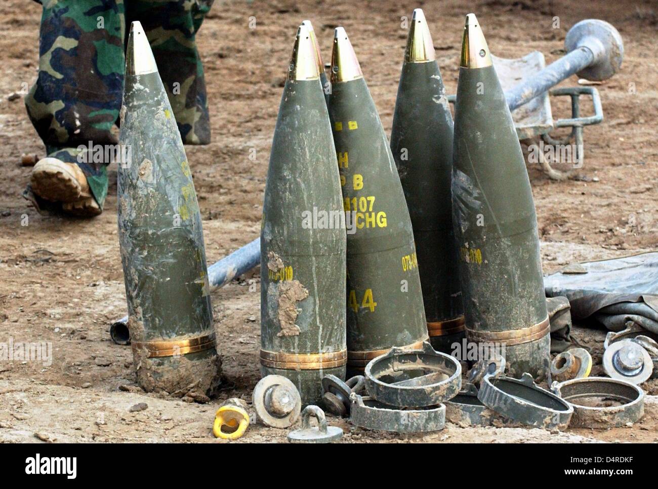 Munition for 155mm guns of the 3rd Light Armored Reconnaissance ...