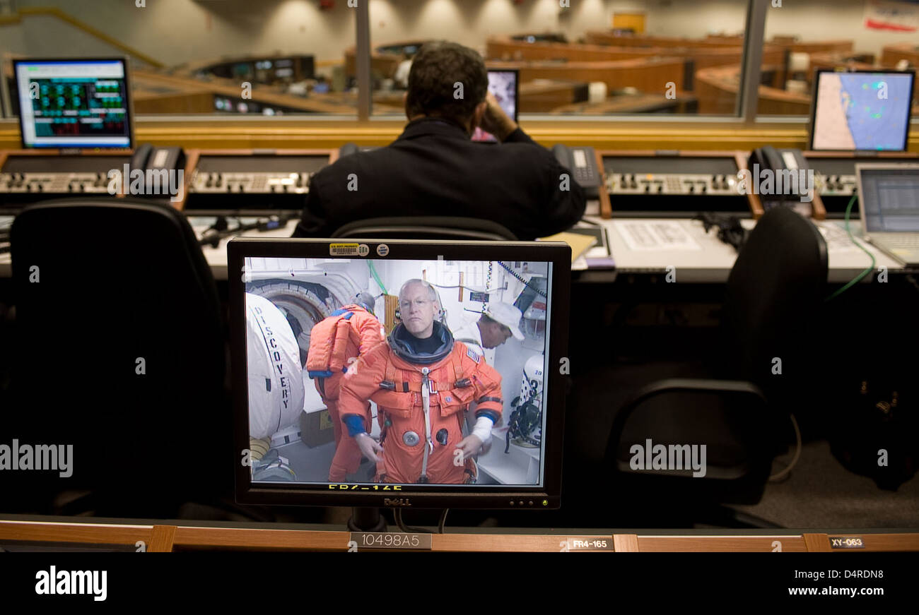 STS-128 is in the firing room at Cape Canaveral for launch preparations ...