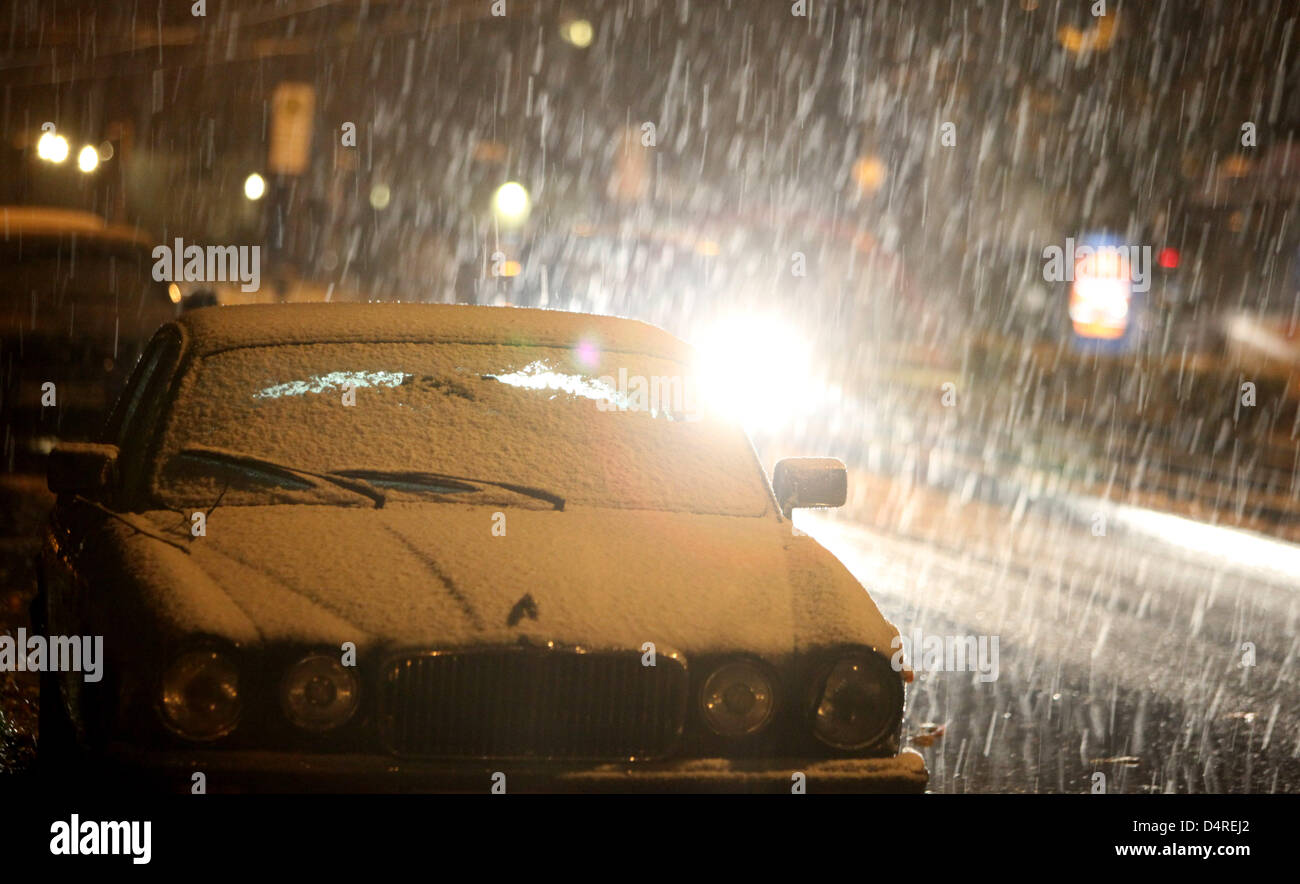 First snow in munich germany hi-res stock photography and images - Alamy