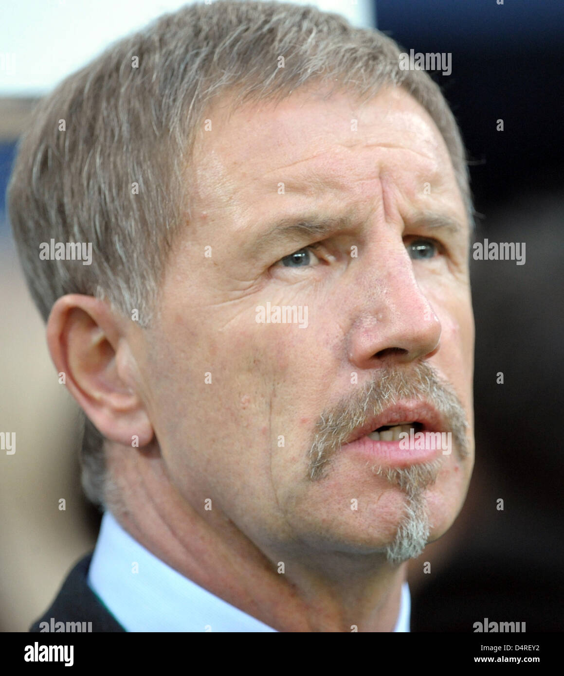 Finland?s head coach Stuart Baxter watches the FIFA 2010 World Cup ...