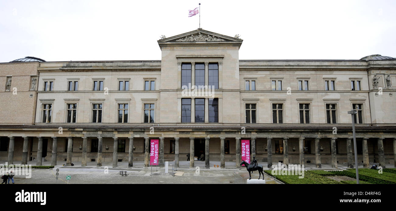 Exterior view of the ?Neues Museum? (?New Museum?) in Berlin, Germany ...