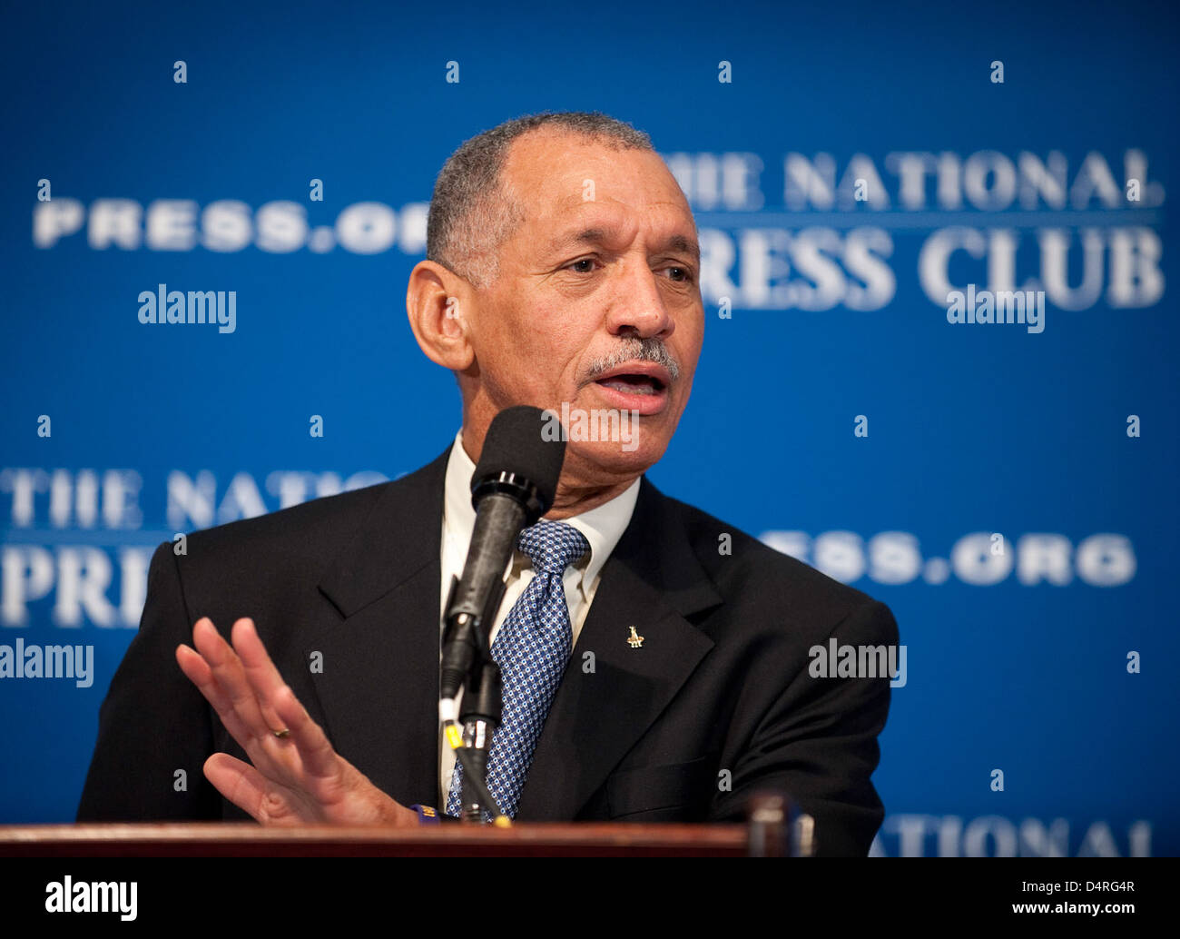 Commercial Human Spaceflight Press Conference (201002020016HQ Stock ...