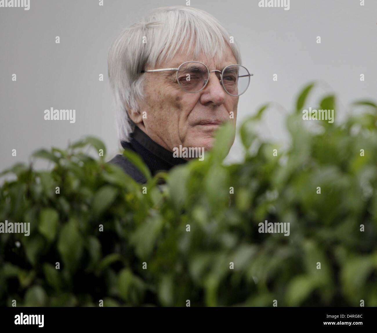 Bernie ecclestone in the stands hi-res stock photography and images - Alamy