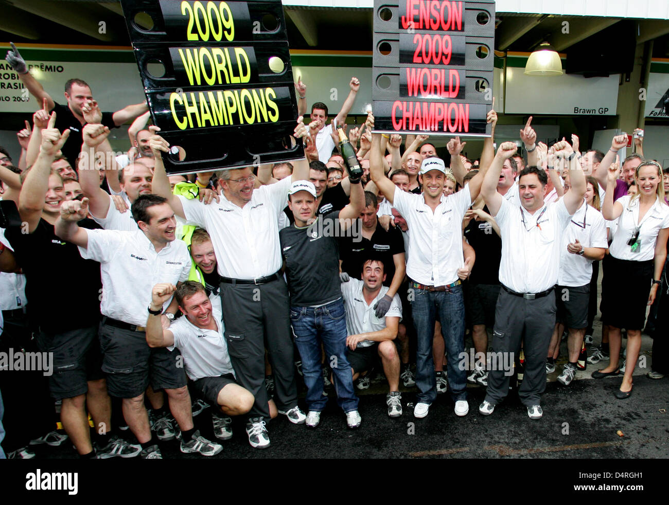 British Ross Brawn, team principal of Brawn GP (C, L-R), Brazilian ...