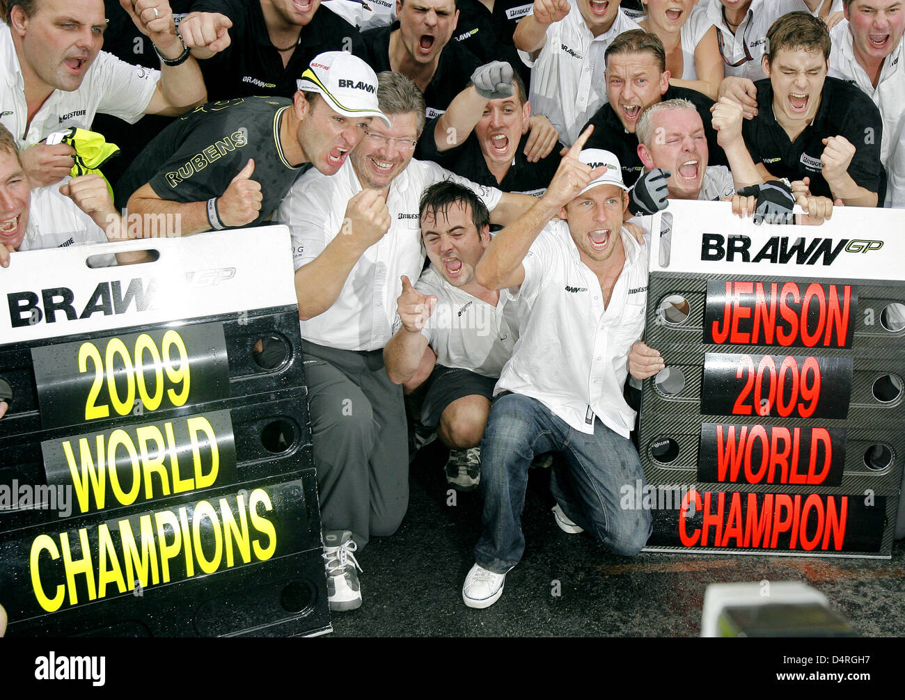 Brazilian Formula One driver Rubens Barrichello (C, L-R), British Ross ...