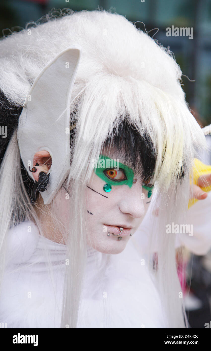 A cosplayer poses at the Book Fair in Frankfurt Main, Germany, 17 ...