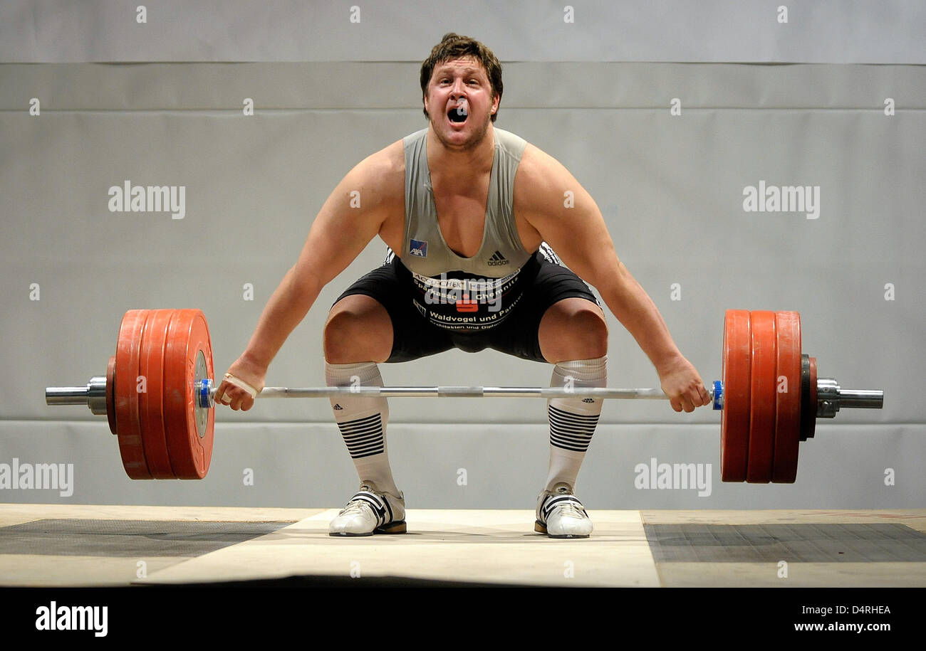 Champion weightlifting hi-res stock photography and images - Alamy