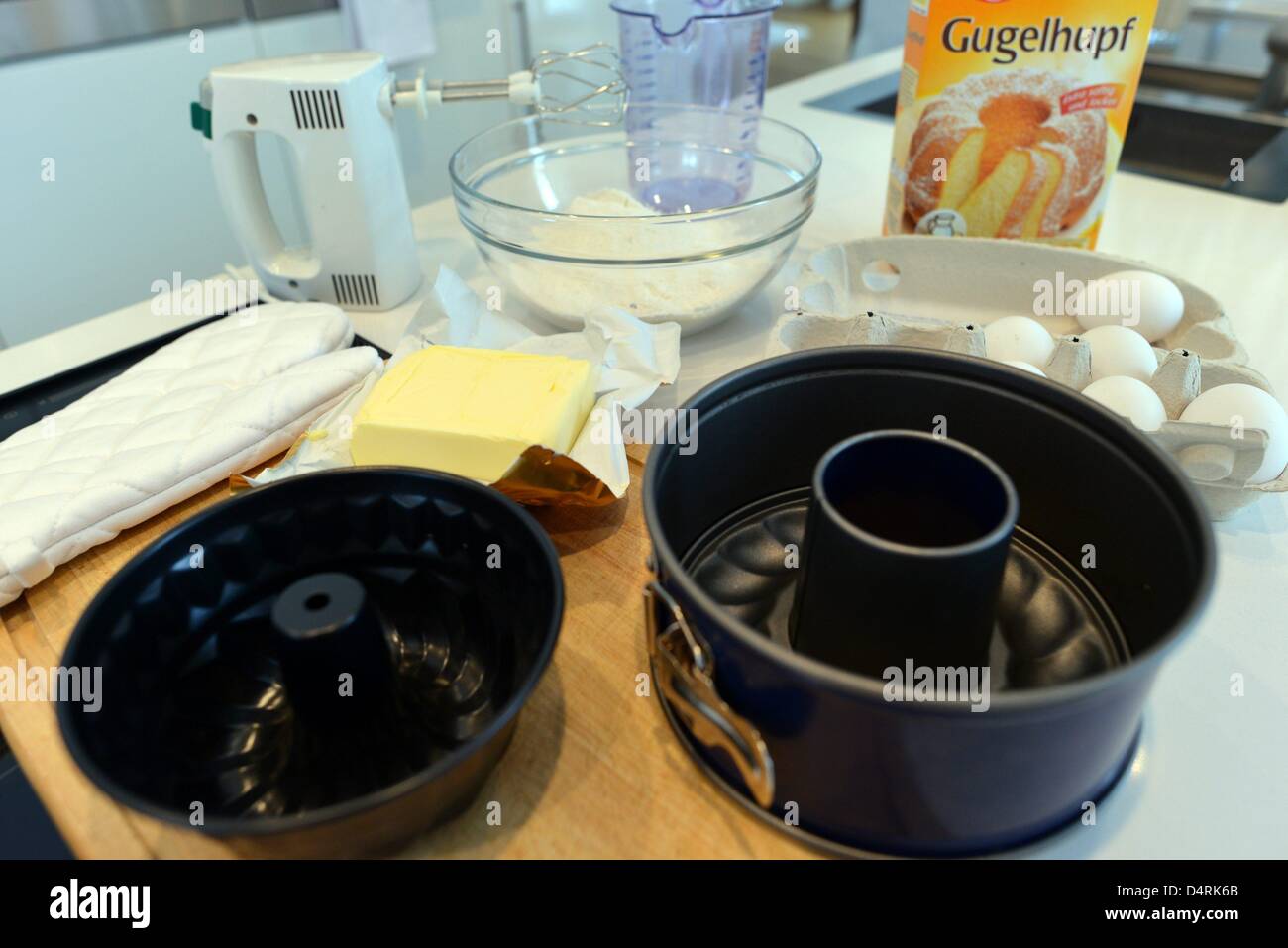 Baking utensils to prepare a cake in a kitchen. Photo: Frank May Stock ...
