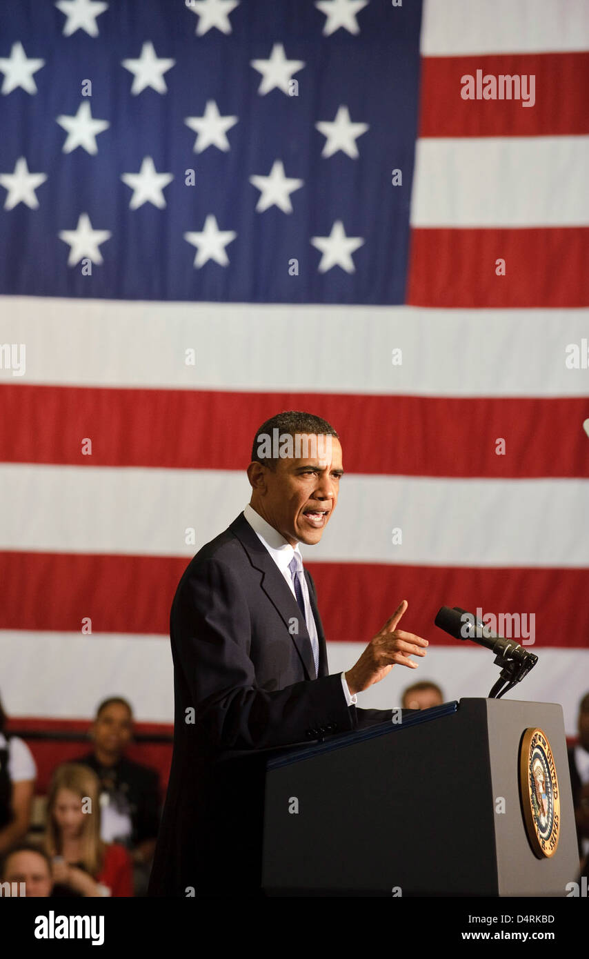 President Barack Obama visits the Kennedy Space Center in Florida to ...