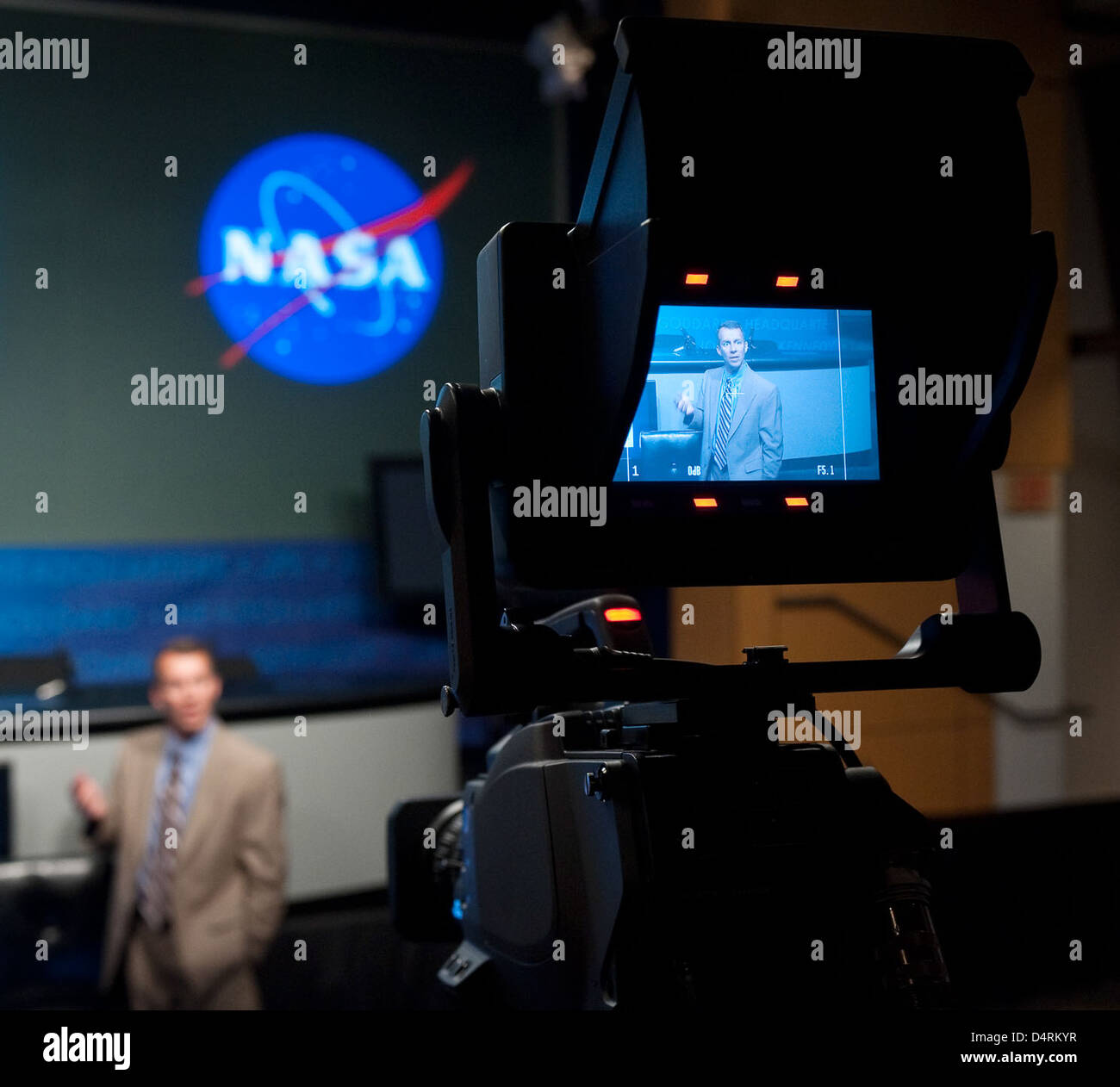 NASA Chief Technologist Hosts Town Hall (201005250004HQ Stock Photo - Alamy